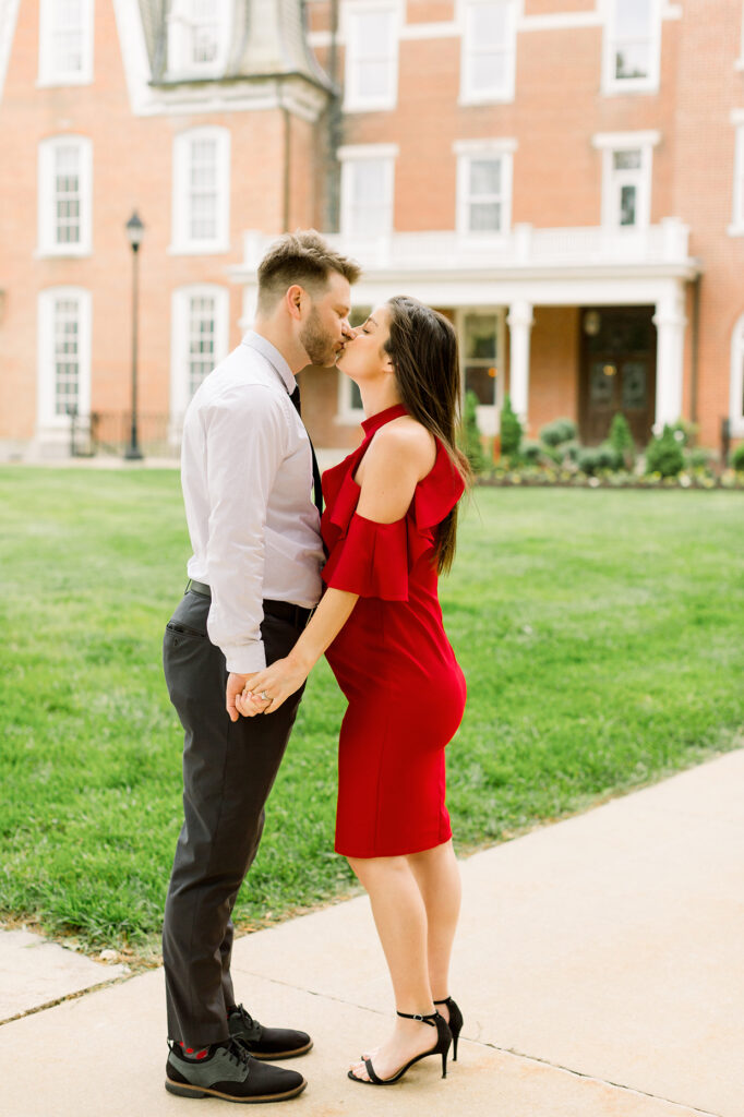 Chad & Ashley: Columbia, MO Maternity Session » Courtney Tompson ...
